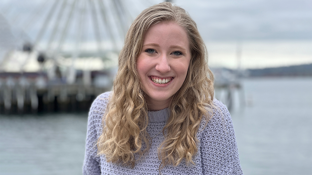 Emily Hood wins Donald W. Reynolds Scholarship in Business Journalism