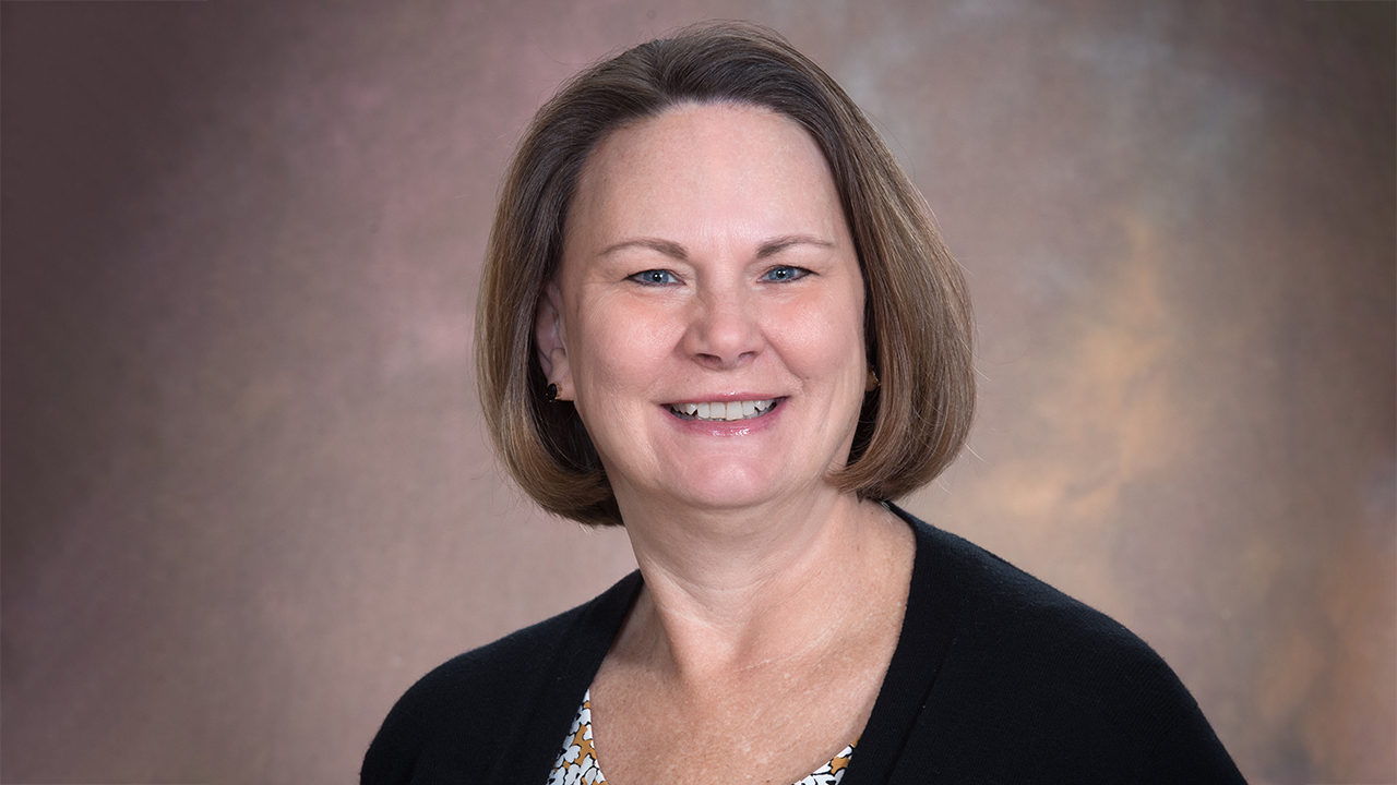 Nancy Monteer receives national food service award