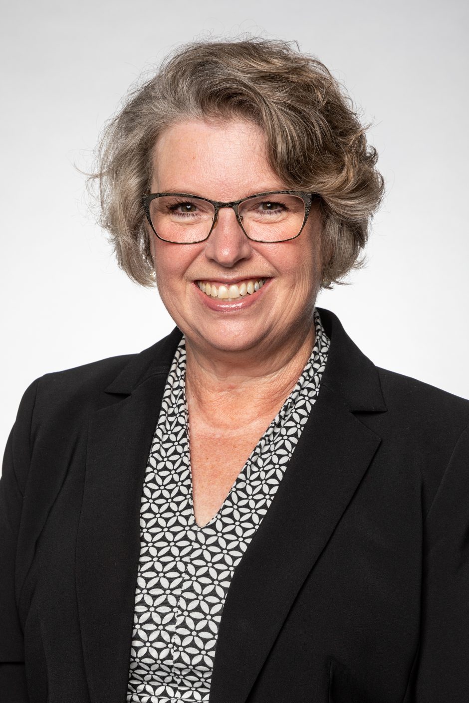 Kristen Smarr named interim vice chancellor of communications and marketing