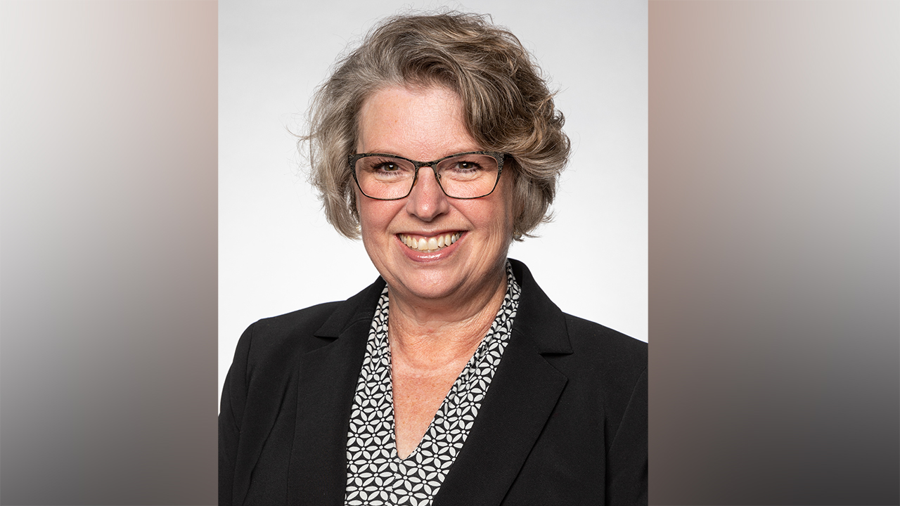 Kristen Smarr named interim vice chancellor of communications and marketing