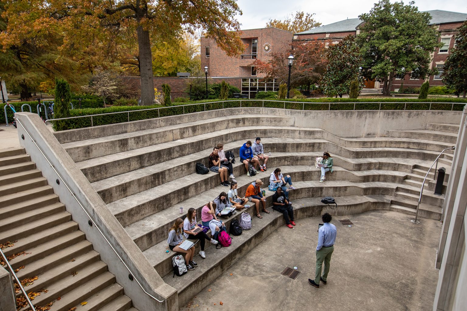 Photo gallery: Campus gets an autumn glow-up